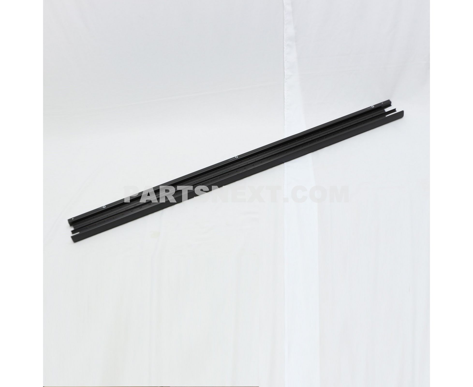 Toyota :: 51781-60261 PANEL, STEP, RH