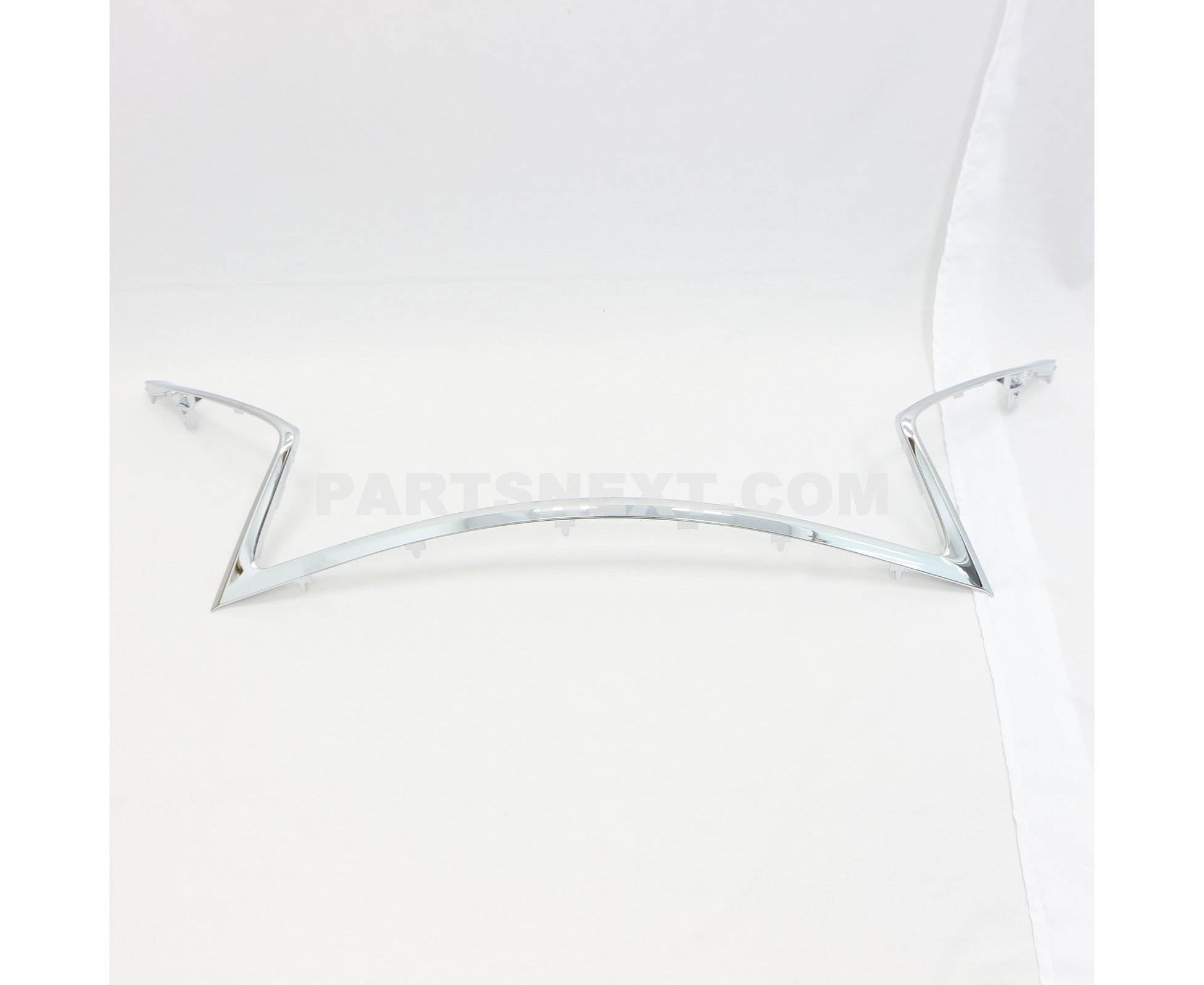 Toyota :: 53121-24020 MOULDING, RADIATOR GRILLE