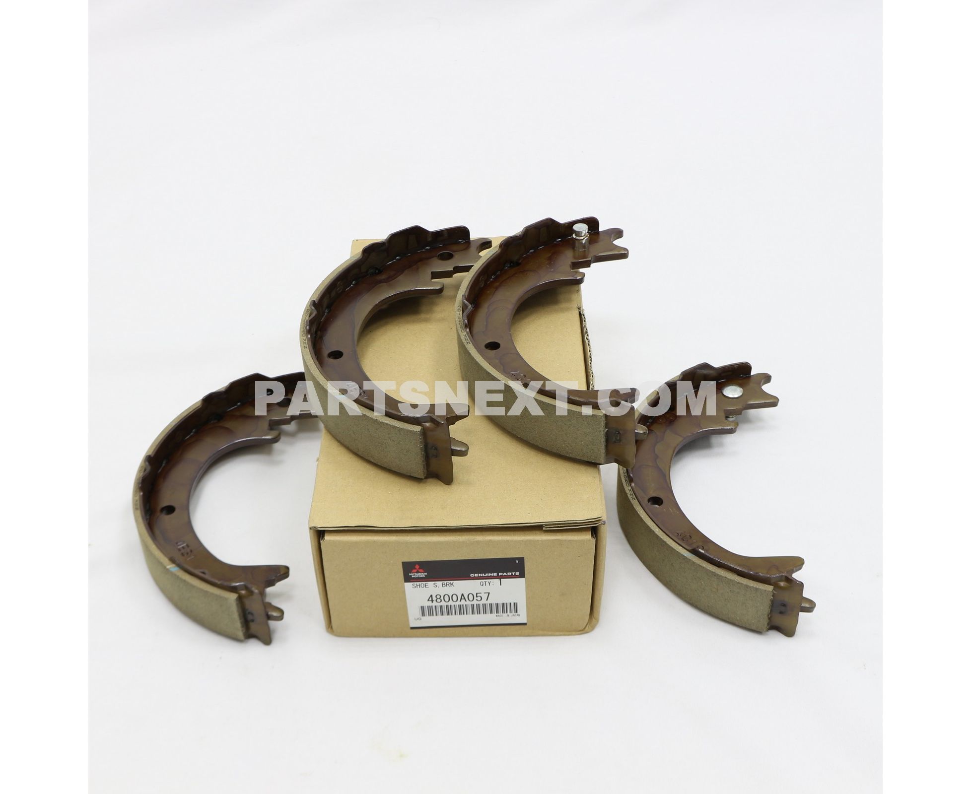Mitsubishi :: 4800A057 SHOE SET,RR BRAKE