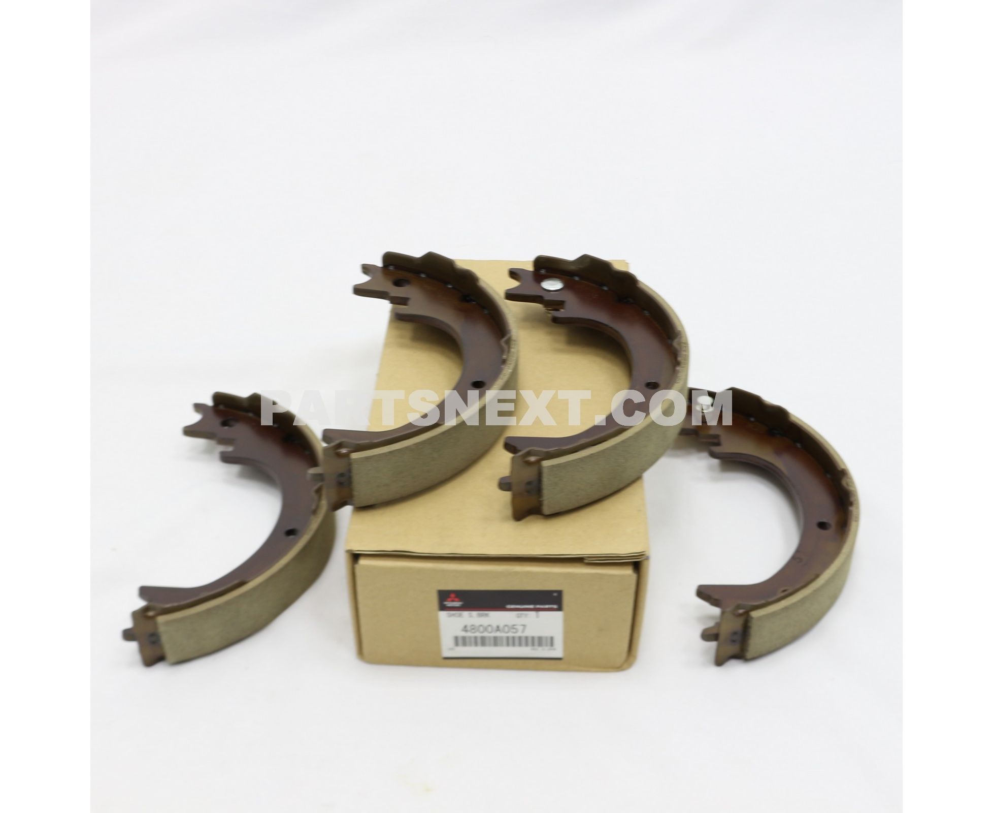 Mitsubishi :: 4800A057 SHOE SET,RR BRAKE