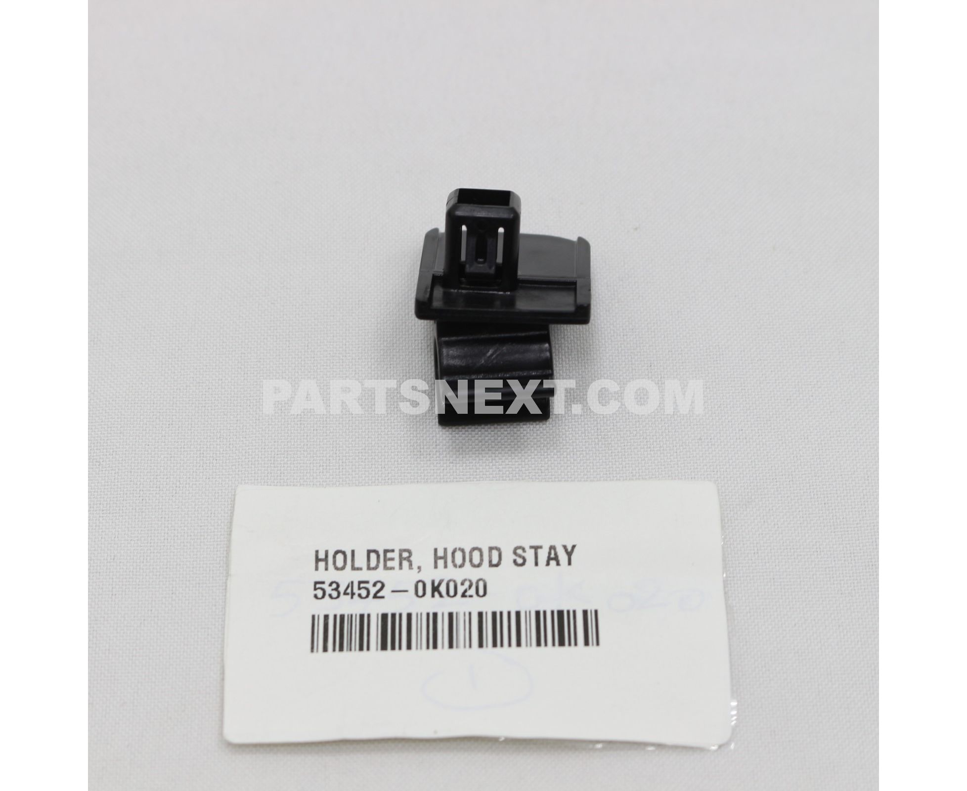 Toyota :: 53452-0K020 HOLDER HOOD STAY