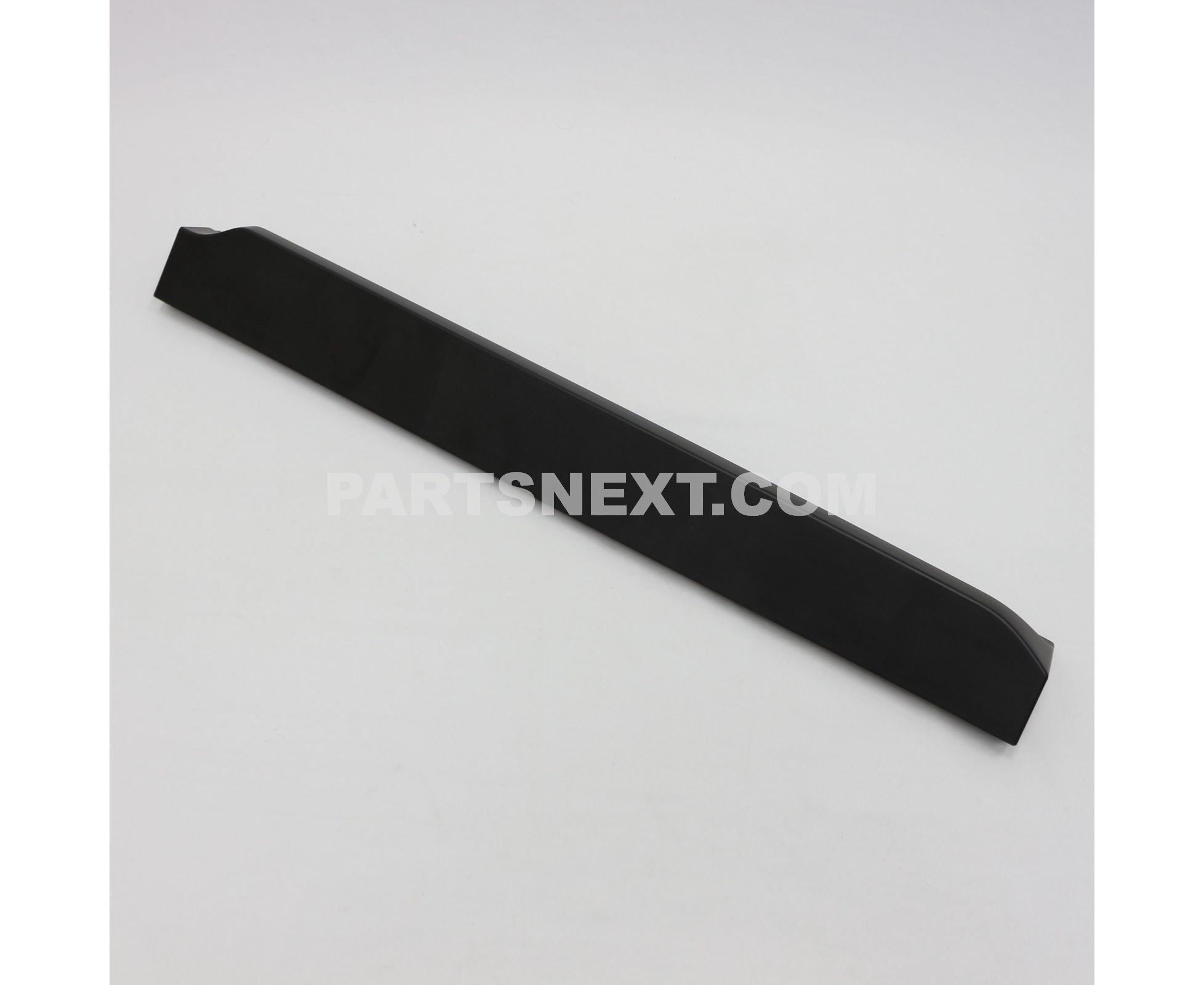 Nissan :: 82877-9PB0A MOULDING R