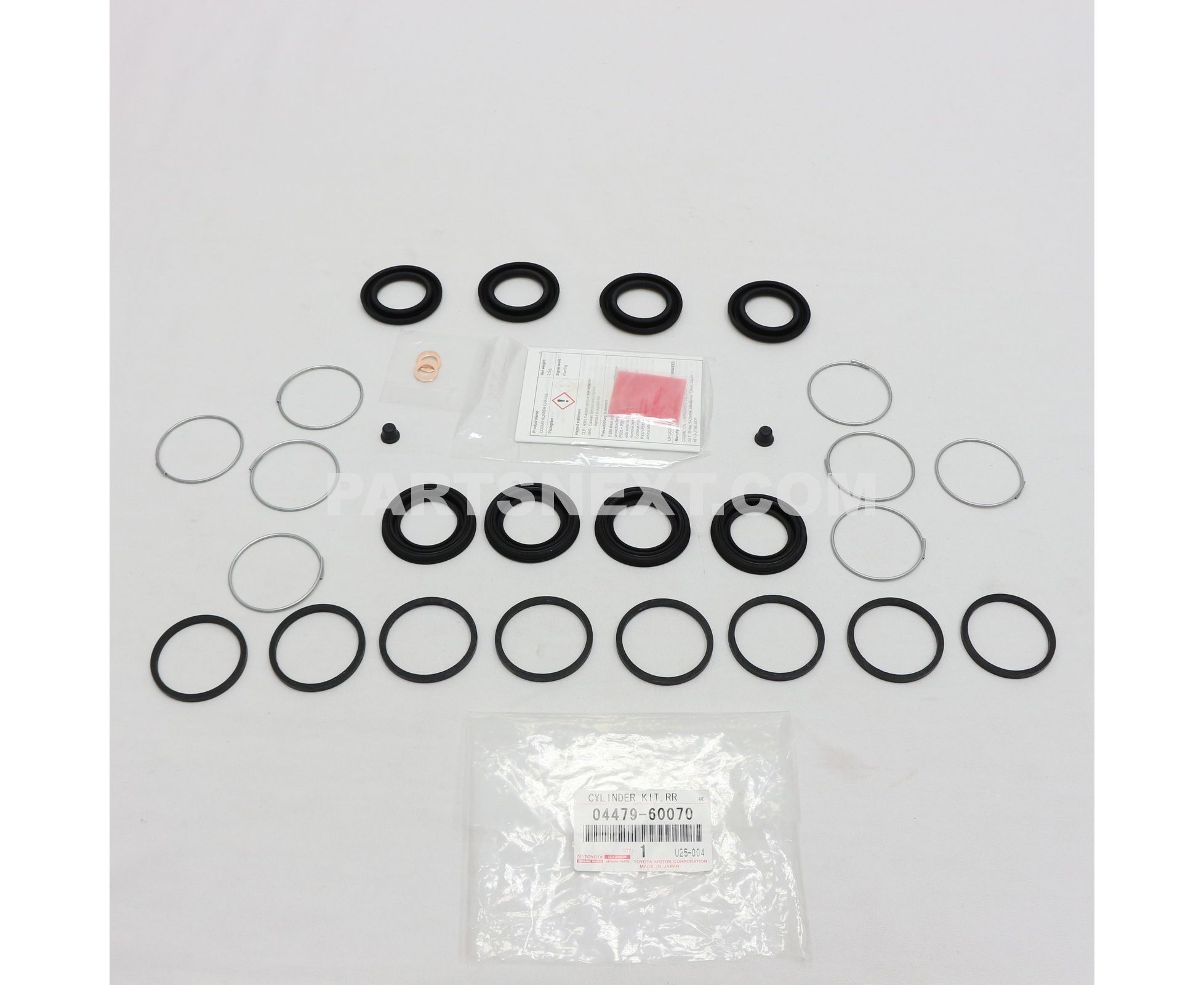 Toyota :: 04479-60070 CYLINDER KIT, DISC BRAKE, FRONT