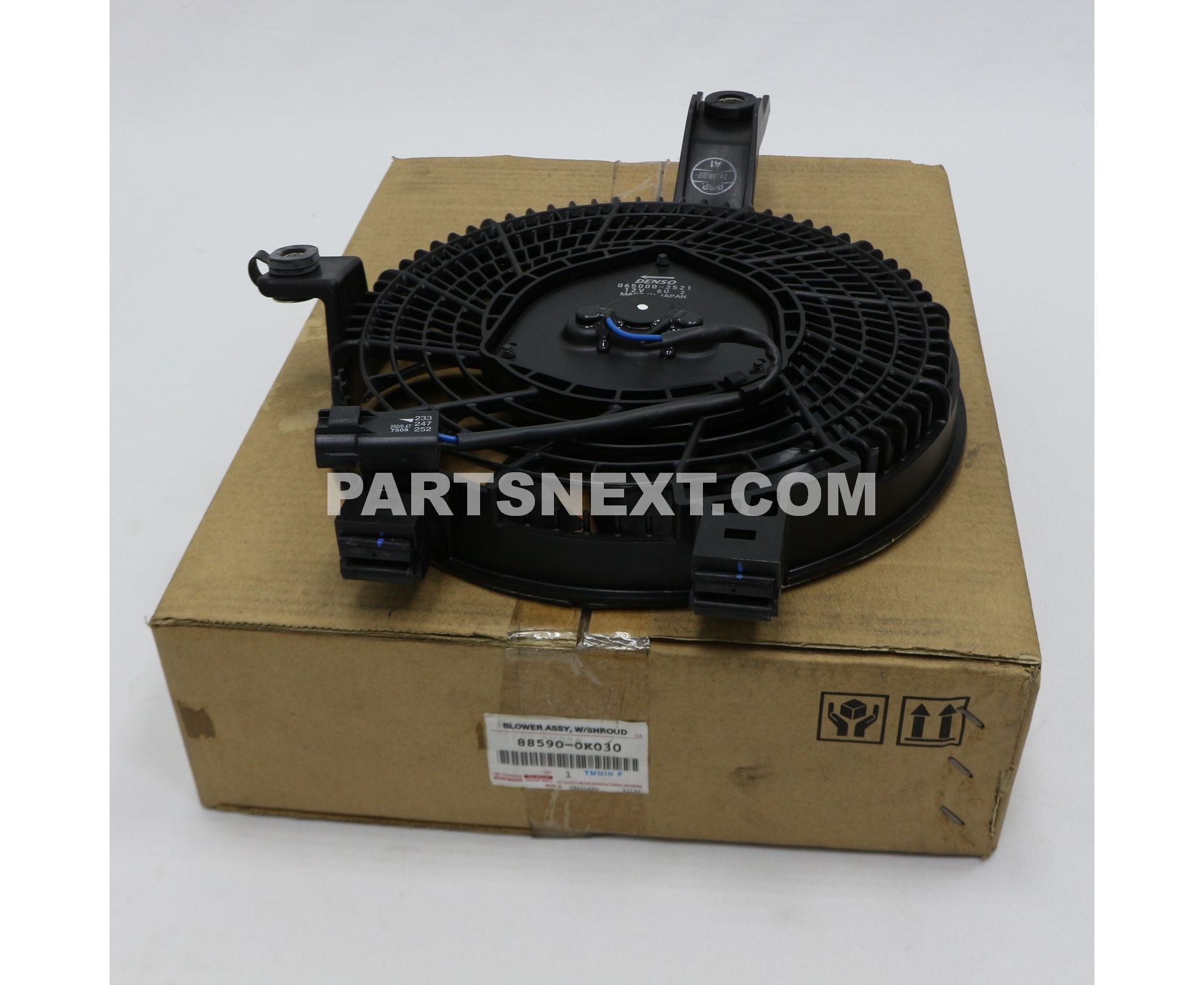 Toyota :: 88590-0K030 BLOWER ASSY, W/SHROUD