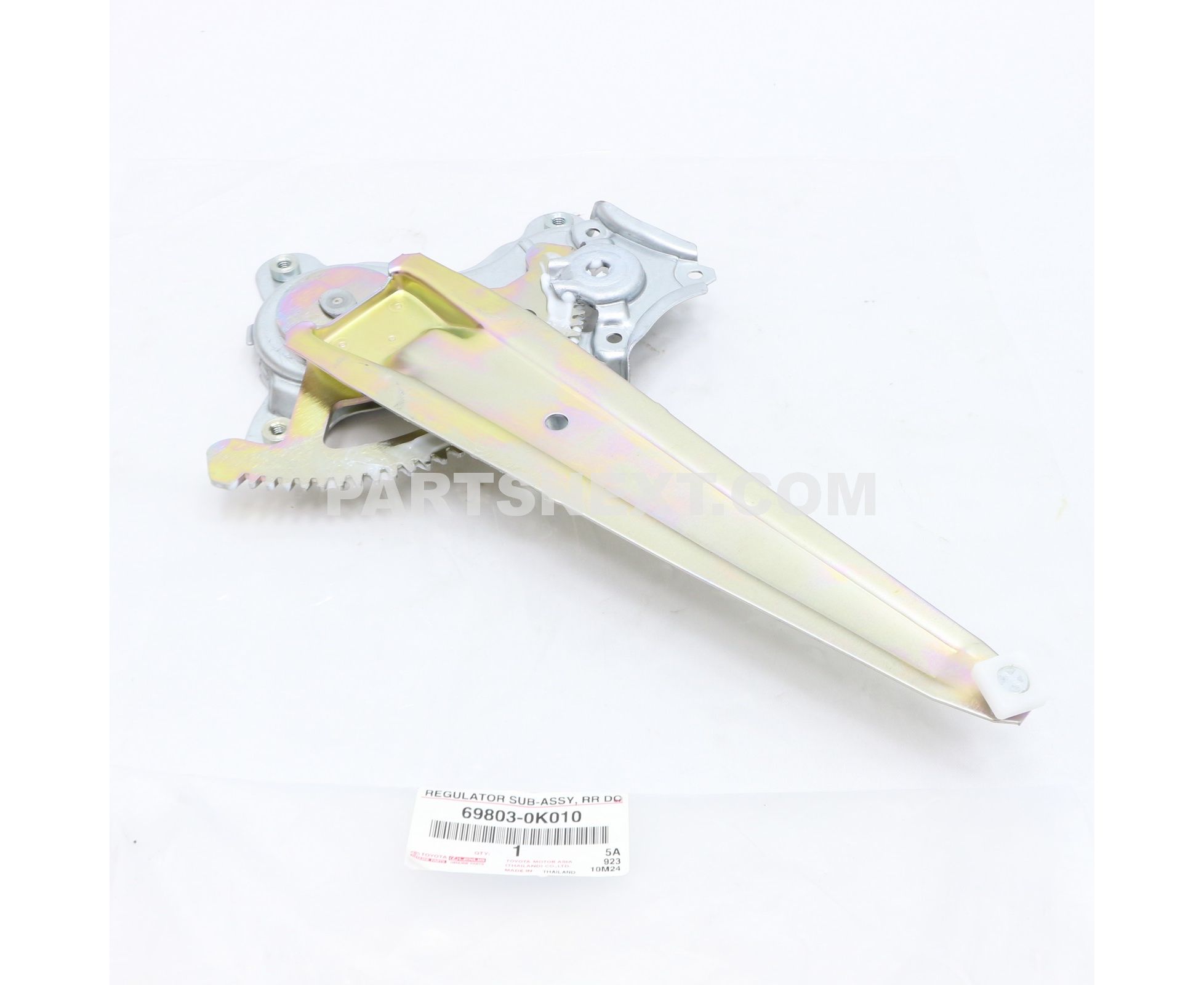 Toyota :: 69803-0K010 REGULATOR SUB-ASSY, REAR DOOR WINDOW, RH