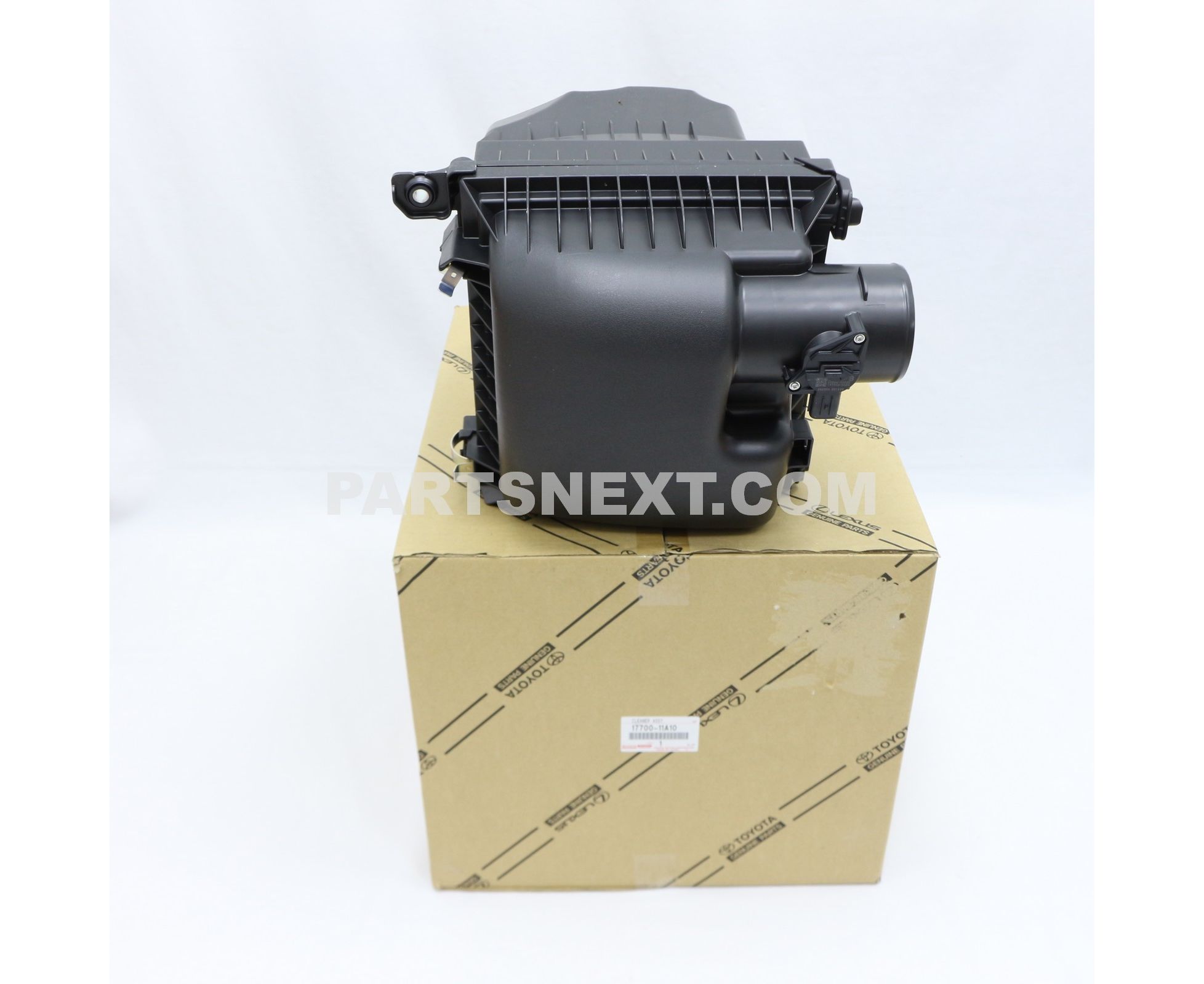 Toyota :: 17700-11A10 CLEANER ASSY, AIR