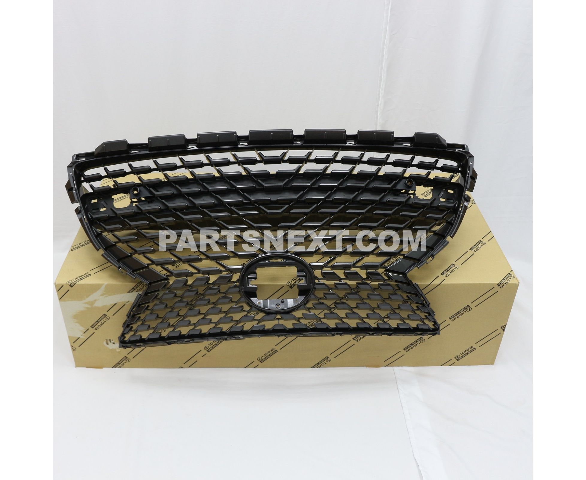 Toyota :: 53111-48903 GRILLE SUB-ASSY