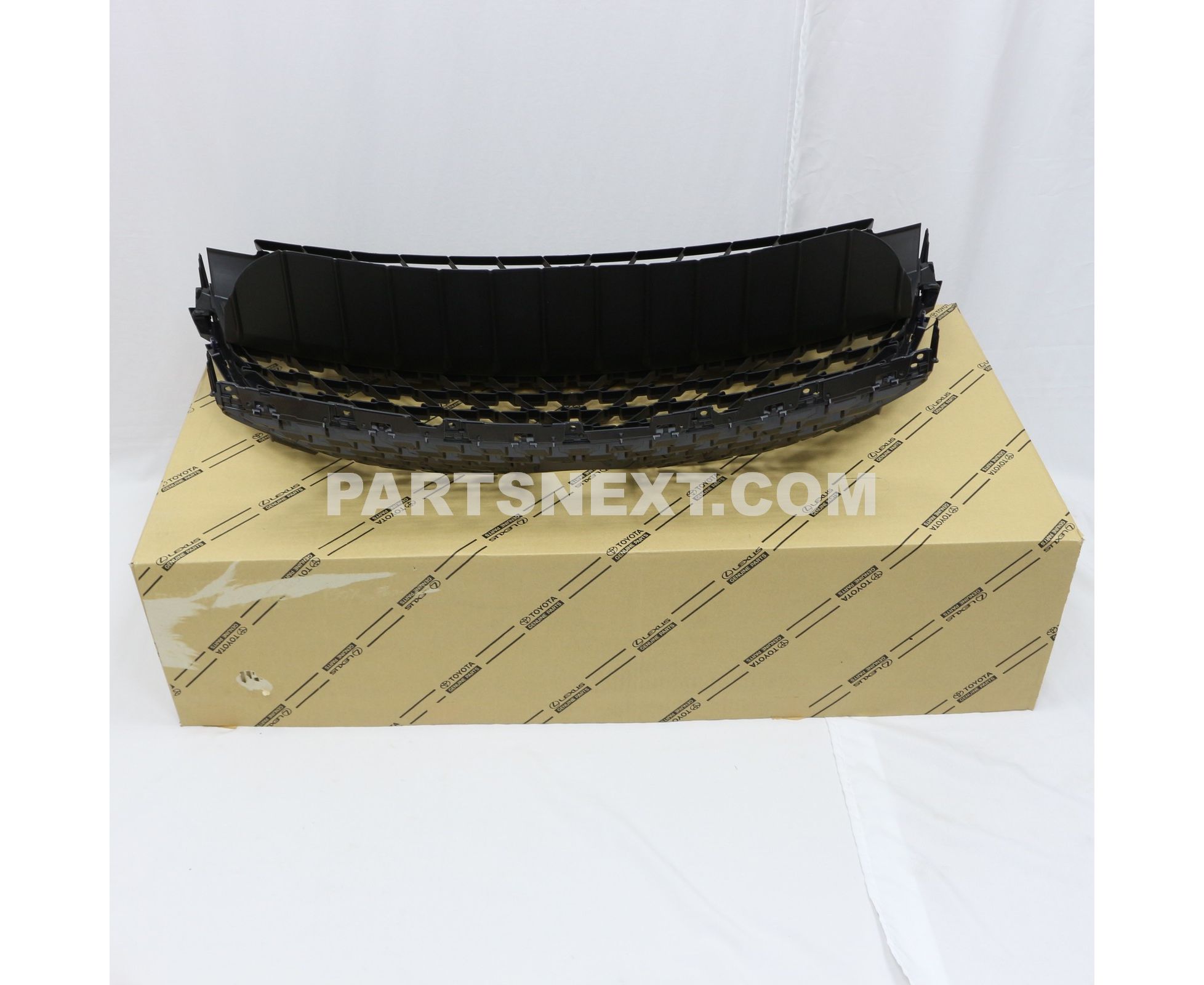 Toyota :: 53111-48903 GRILLE SUB-ASSY