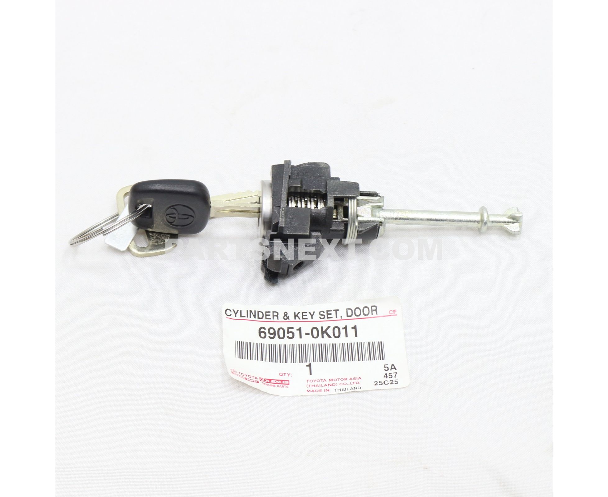 Toyota :: 69051-0K011 CYLINDER & KEY SET, DOOR LOCK, RH