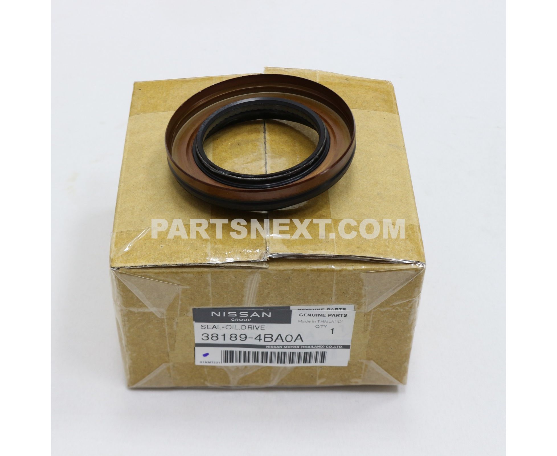 Nissan :: 38189-4BA0A SEAL OIL,DRIVE