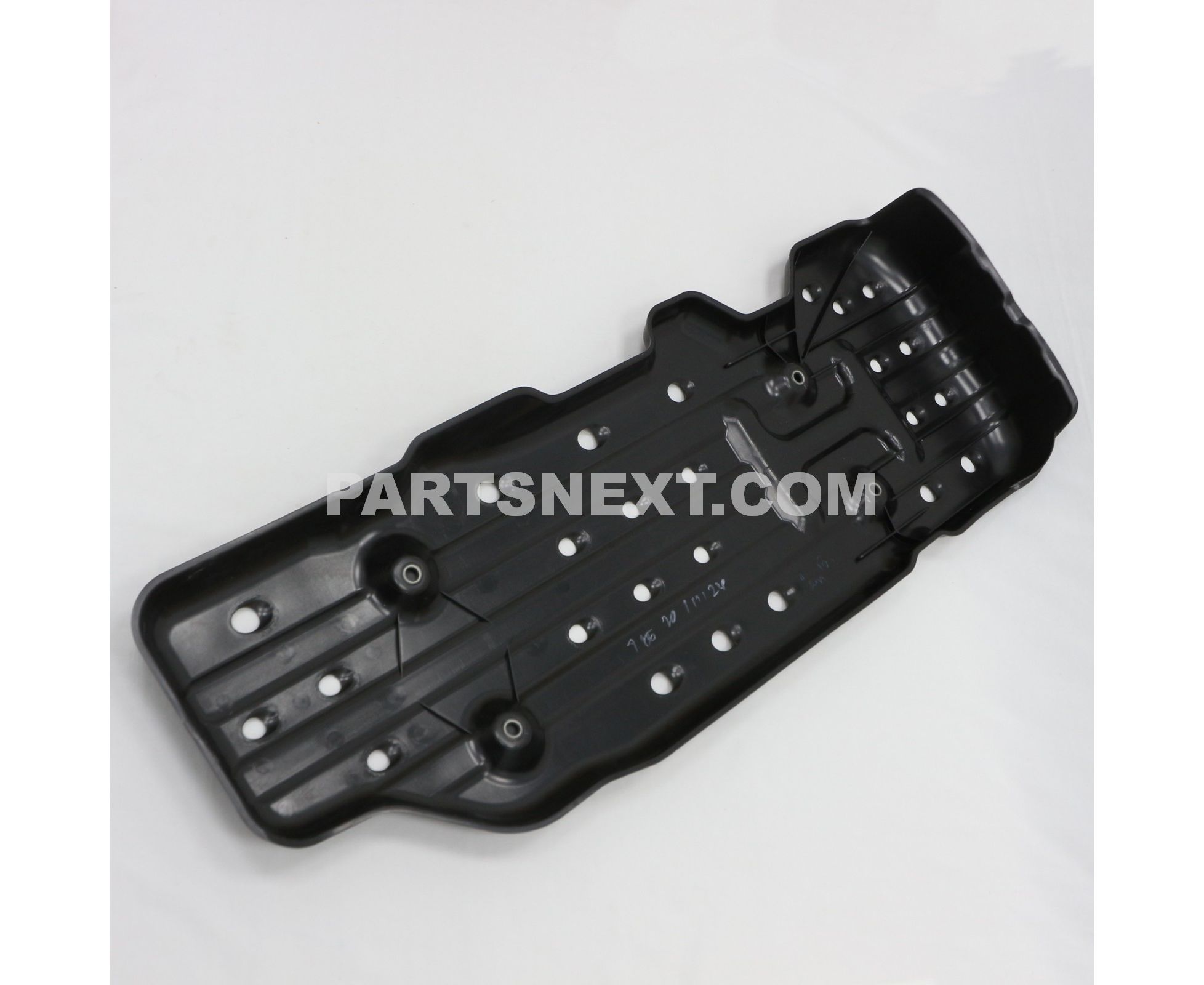 Toyota :: 77641-0K050 PROTECTOR, FUEL TANK, NO.1