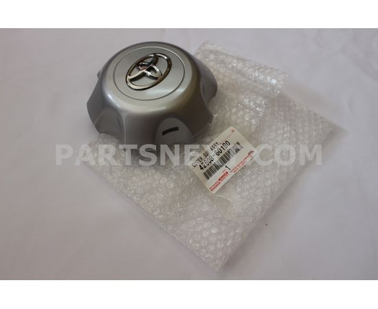 Toyota :: 4260B-60180 ORNAMENT SUB-ASSY, WHEEL HUB