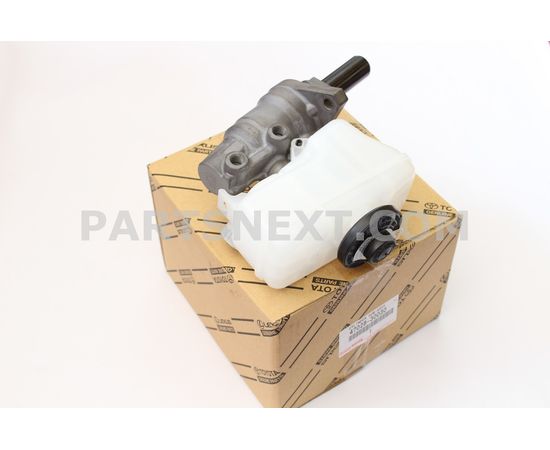 Toyota :: 47028-30030 CYLINDER SUB-ASSY, BRAKE MASTER W/PLATE