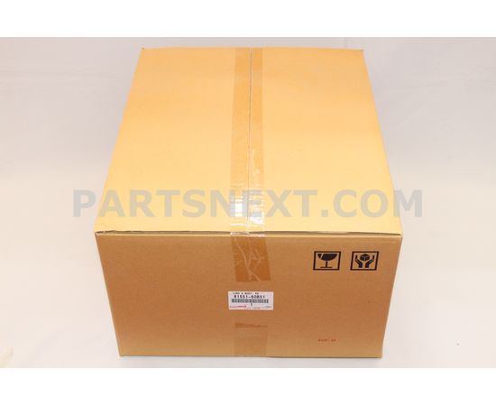 Toyota :: 81551-60B51 LENS & BODY RR