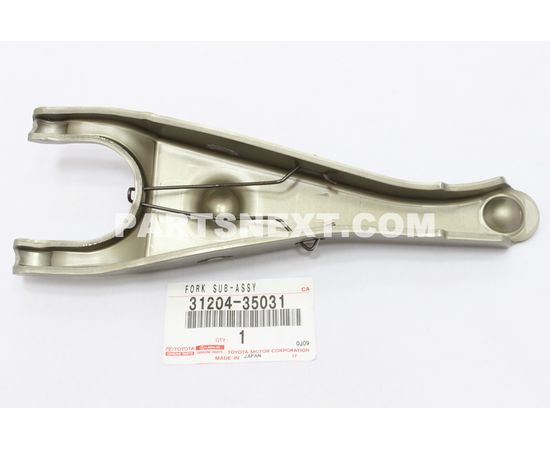 Toyota :: 31204-35031 FORK ASSY, CLUTCH RELEASE