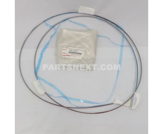 Toyota :: 52751-AC010 MOULDING, REAR BUMPER